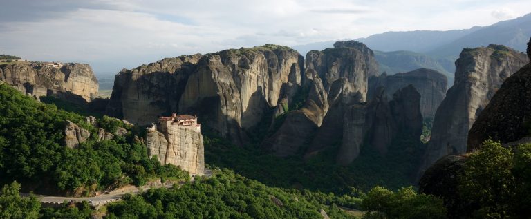Rock climbing in the Meteora - OmegaRoc